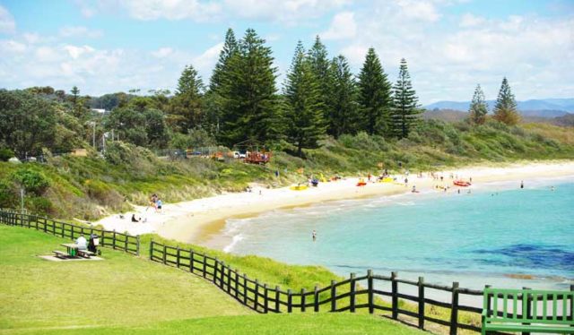 Merimbula: The Guide - Australian Traveller