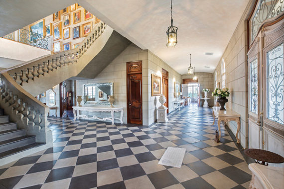 A Review Of The $20 Million Campbell Point House