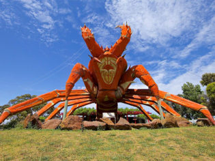 A Guide To 31 Of Australia's Iconic Big Things - Australian Traveller