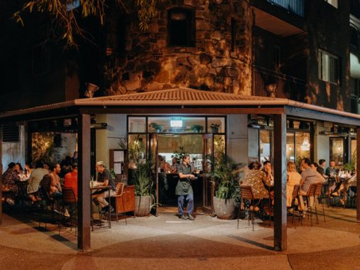 The 16 Best Bars In Byron Bay - Australian Traveller