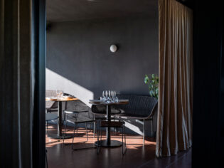 The Orange Restaurant Guide Guaranteed To Satisfy | Australian Traveller