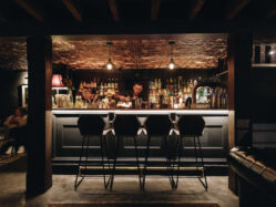 The Central Coast Bar Scene: 18 Top Bars and Pubs for 2024