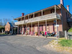 The Iconic Australian Pubs In Every Town - Australian Traveller