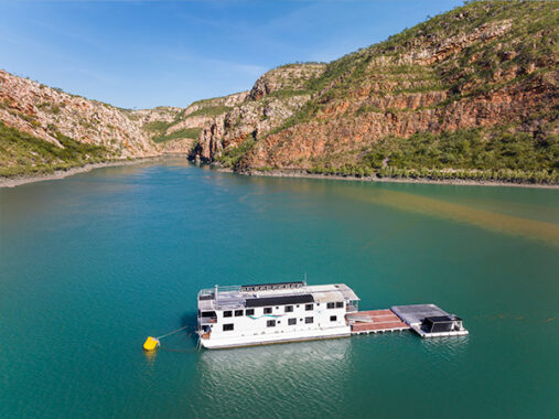 Jetwave Pearl Horizontal Falls: A First-Of-Its-Kind Floating Hotel ...