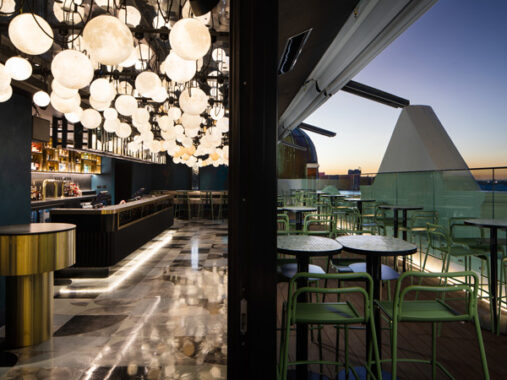 29 Sunny Rooftop Bars In Melbourne To Try Now | Australian Traveller