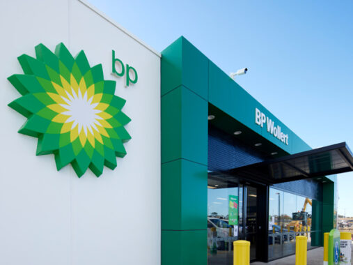 21 Best Ways To Earn Qantas Points | Australian Traveller