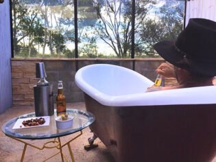 The best stops along Queensland's Wellness Way Hot Springs Trail